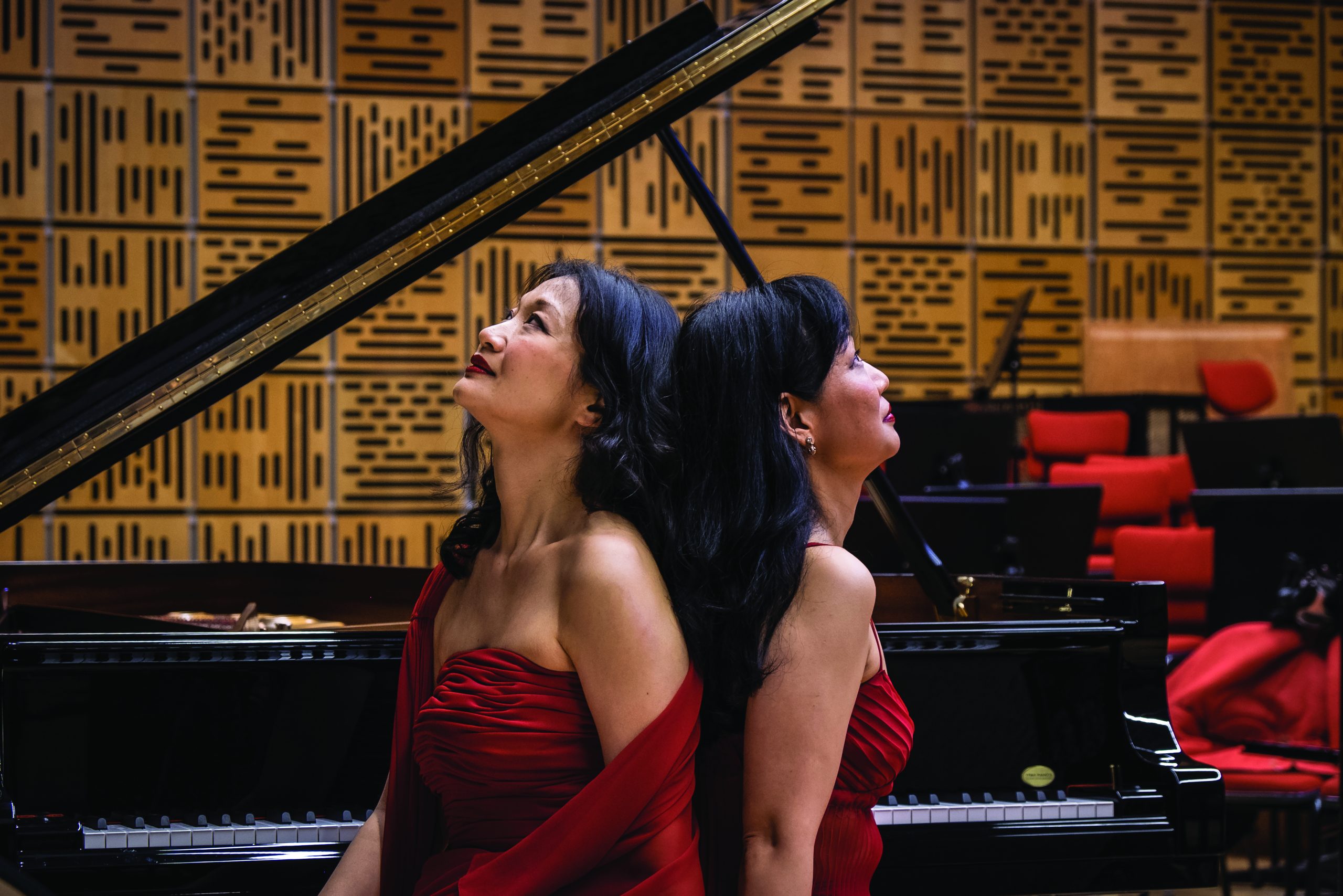 The Guardian reviews Tchaikovsky Ballet Suites for Piano Duo - Pentatone