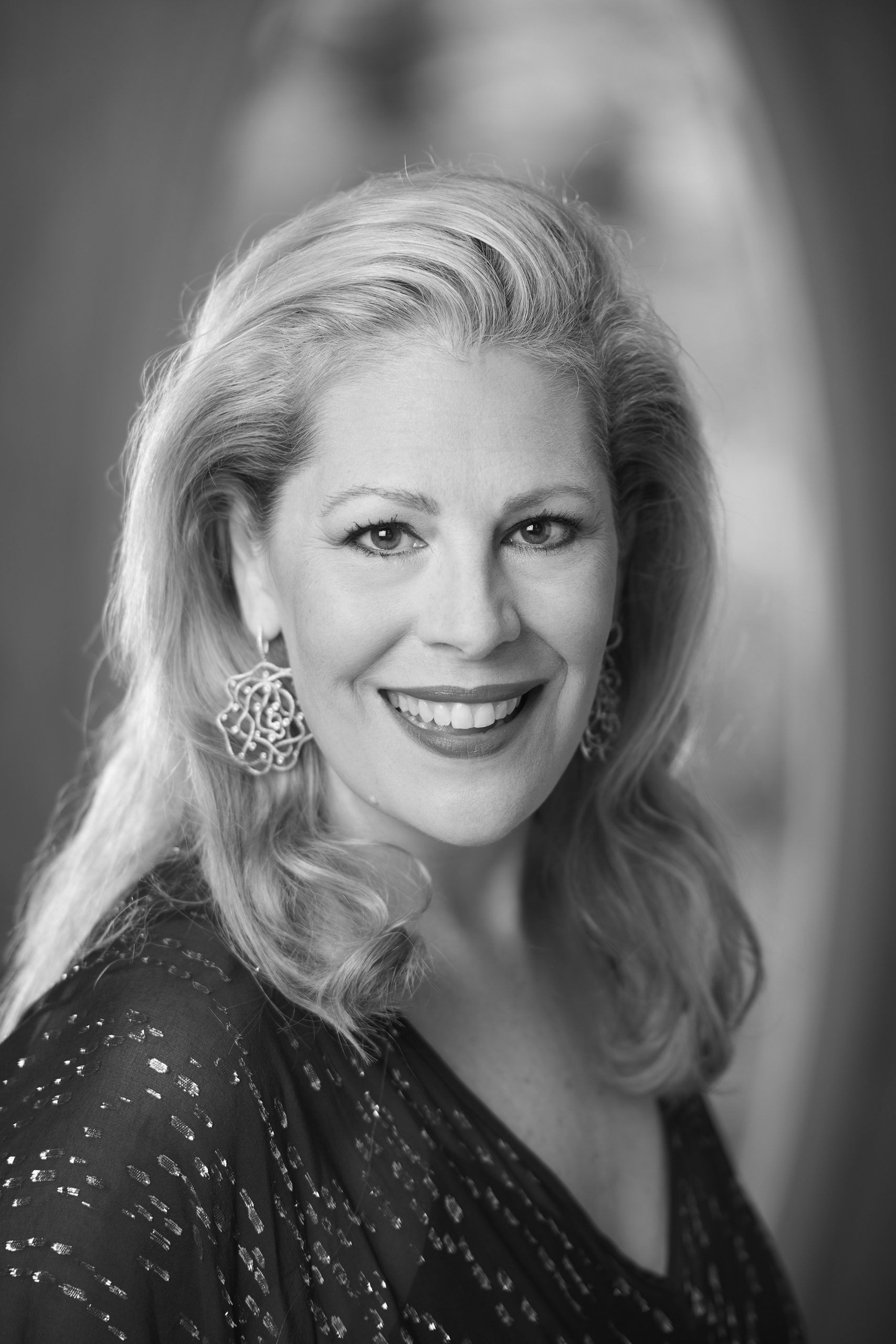 A Personal Note from Sondra Radvanovsky on "The Three Queens" - Pentatone